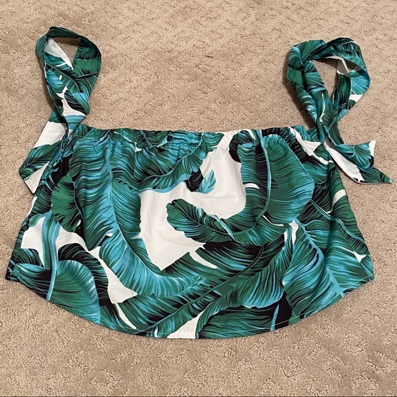 Tops | Palm Leaf Crop Top | Poshmark